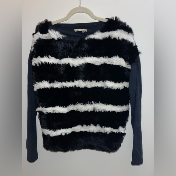Alice + Olivia | Sweaters | Alice Olivia Sweater | Poshmark